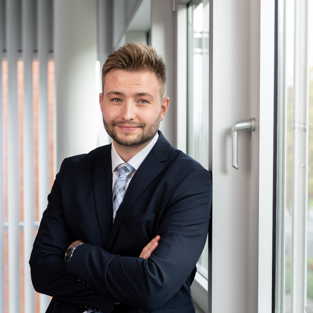 Oliver Lewin - M&A Principal - CVM Capital Value Management GmbH | XING