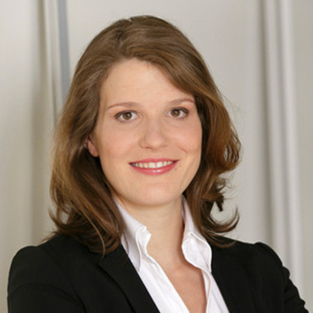 Anne Ullmann - Leiterin Abteilung „Strategie, Kommunikation ...