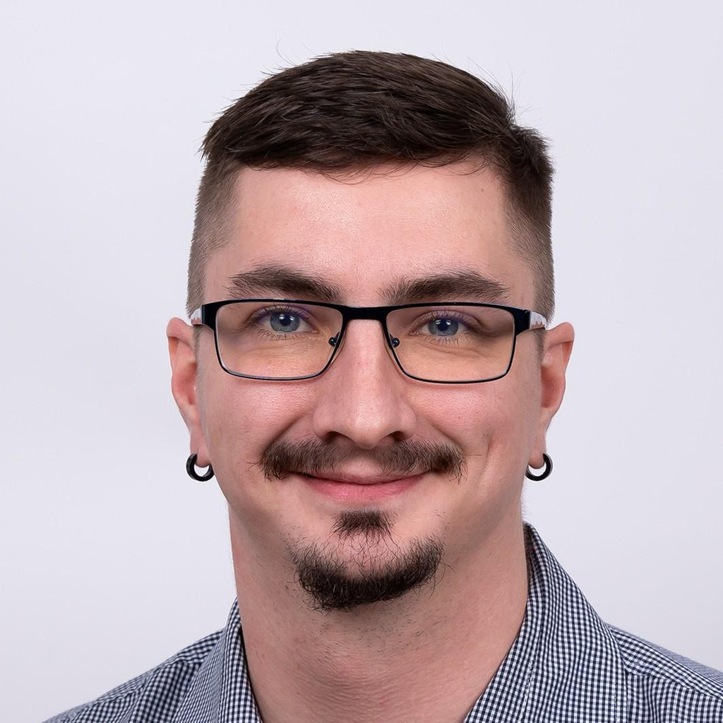 Brian Wiezel - Software-Programmierer - Penta-Electric AG | XING