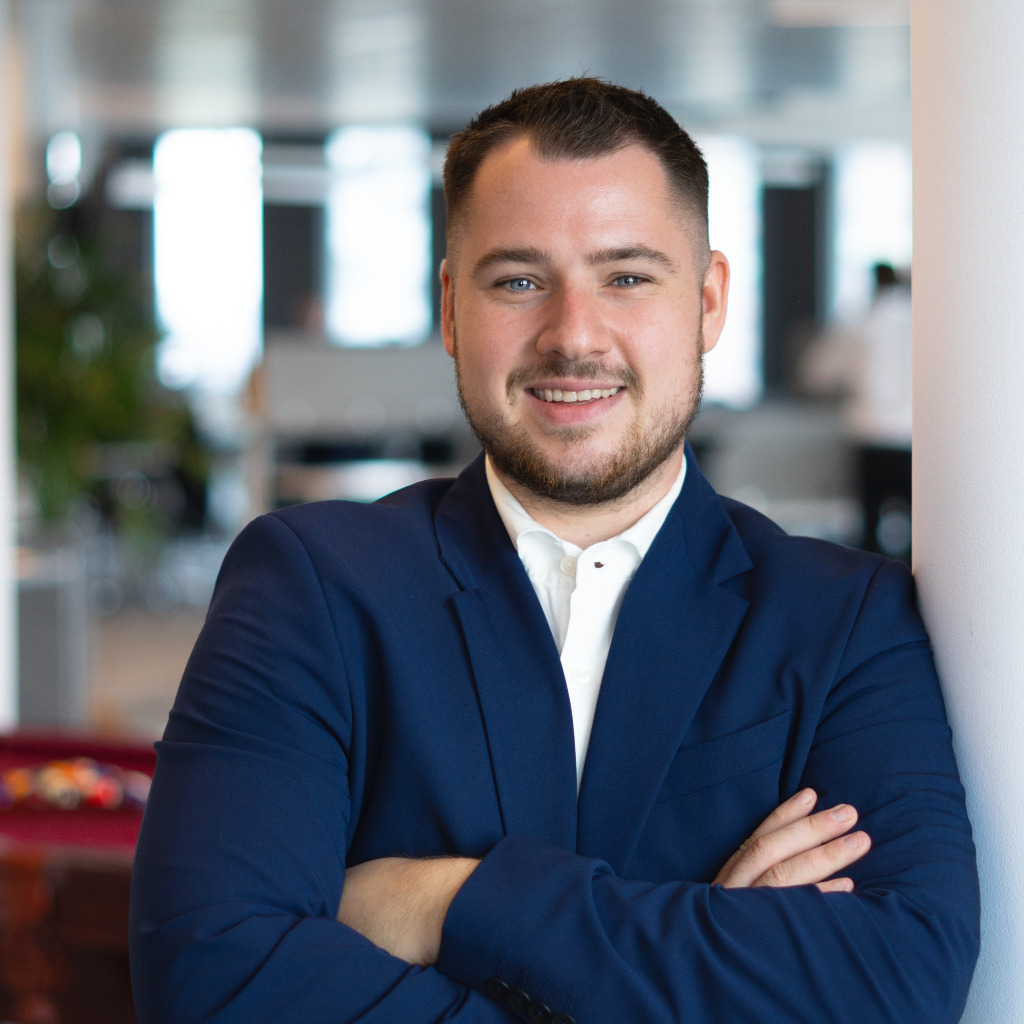 Leon Kawalla - Succes Manager - ONE HIRING | XING