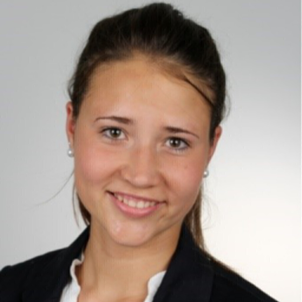 Lisa-Marie Holzer - Gesundheits- und Sozialmanagement - FOM ...