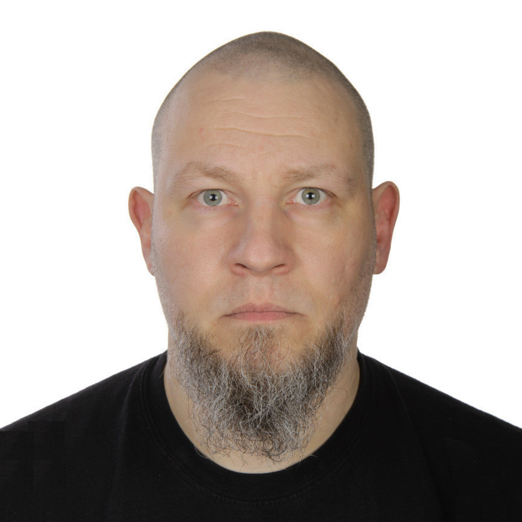 Daniel Kusch - Service-Techniker für Soft- und Hardware, Administrator ...