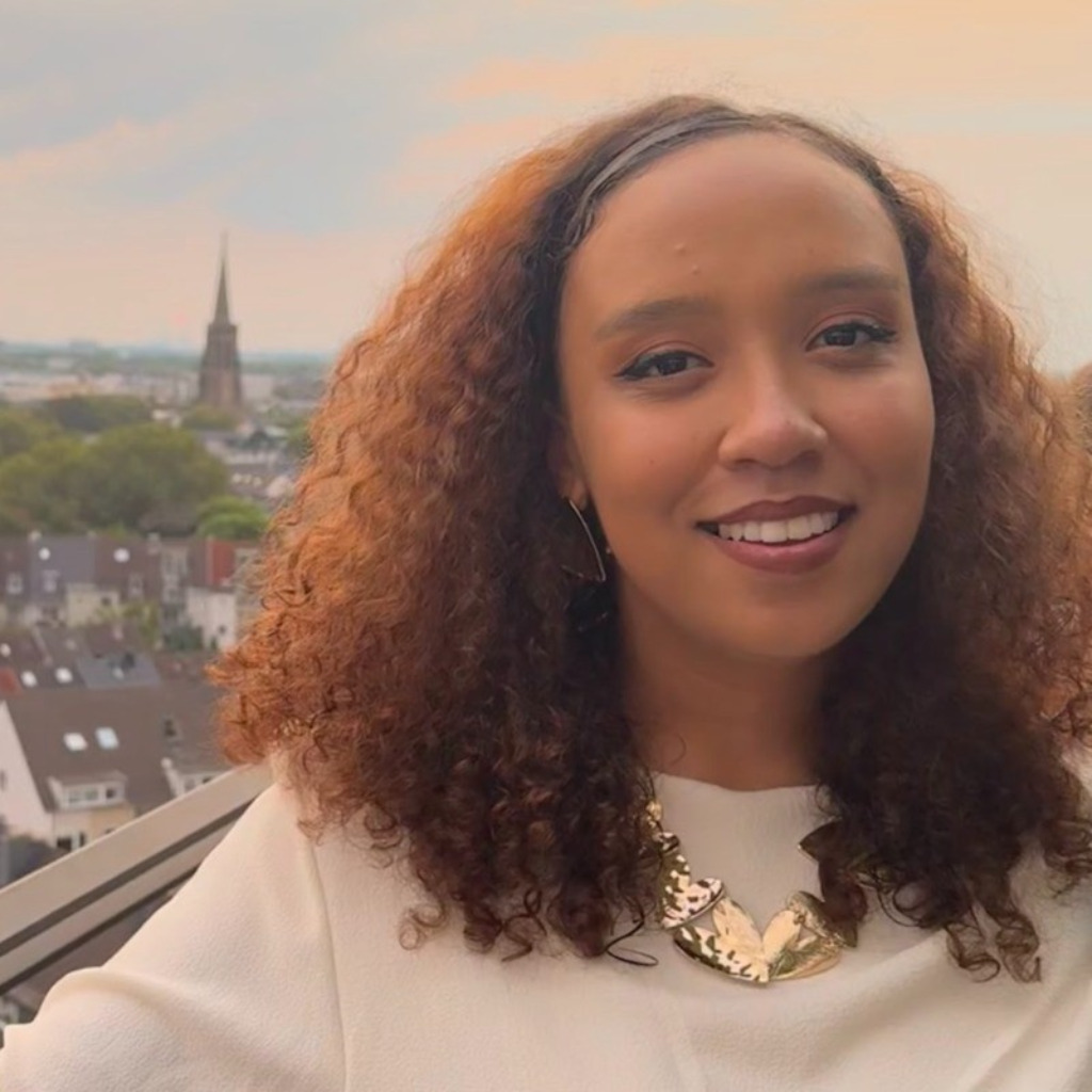 Joyce Abreu - Network Planner - Ford Europe - Deutsche Post & DHL | XING