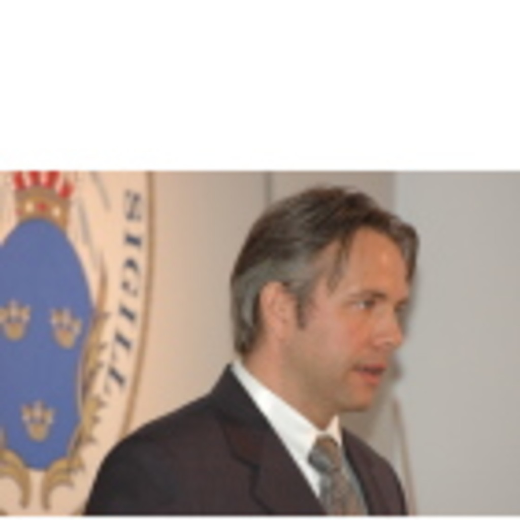 Dr. Philipp PREISS - Design Factory Team - https://www.hs-pforzheim.de ...