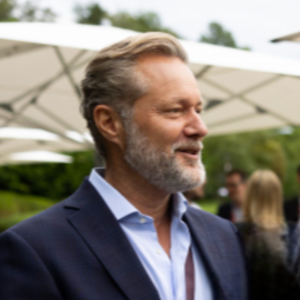 Robert Reutter - Services Sales Executive - Lenovo | XING