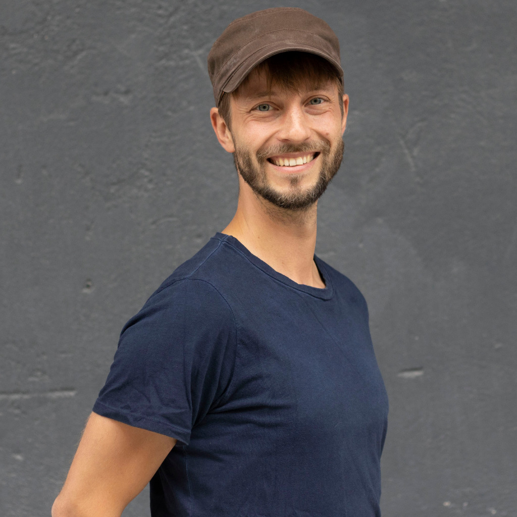 Adrian Bauer - Customer Success Manager - E2N GmbH | XING