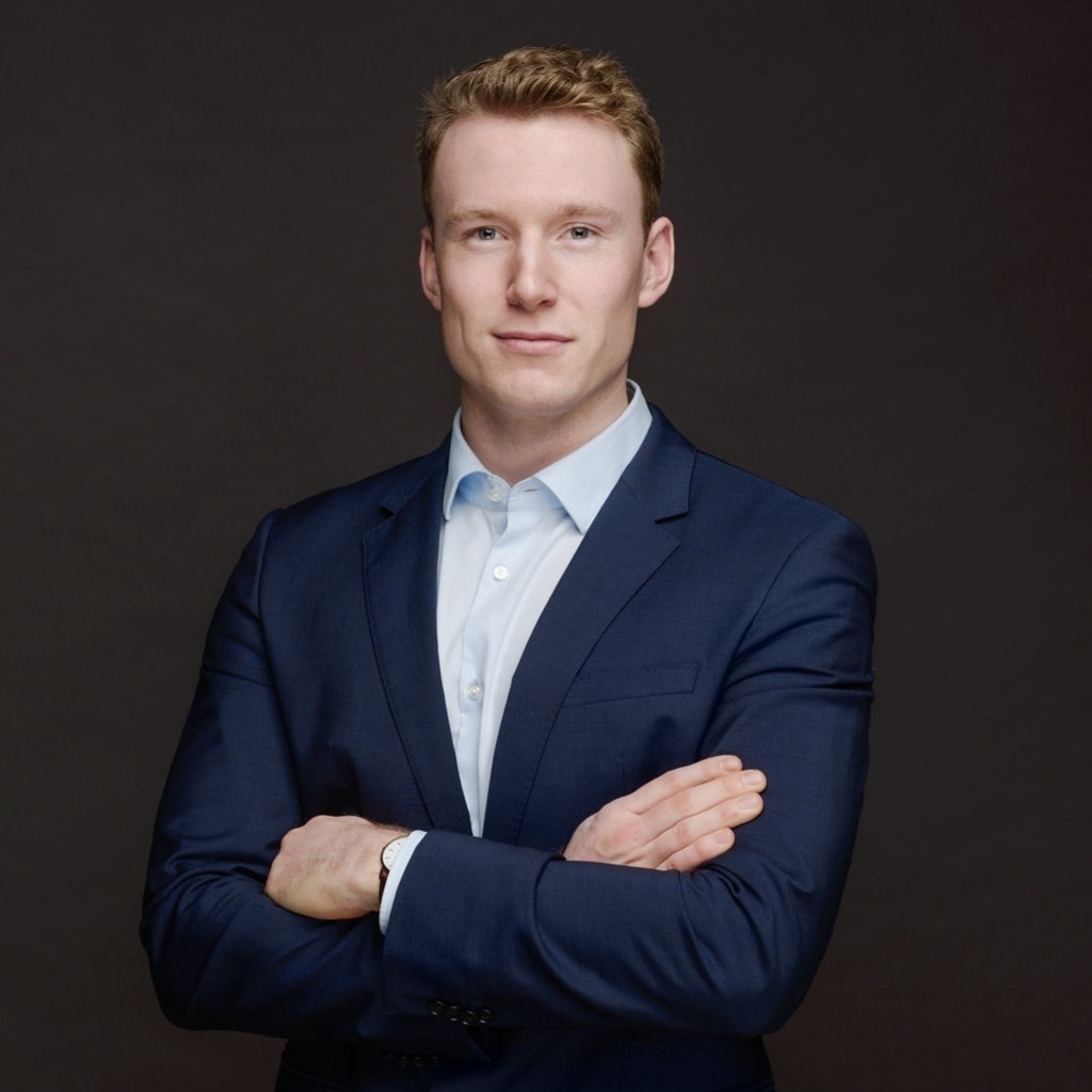 Matthias Geiger - Logistik Koordinator EQS - Daimler AG | XING