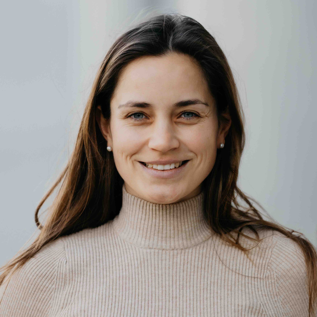 Isabelle Petzold - Senior Business Development Manager | Distribution ...