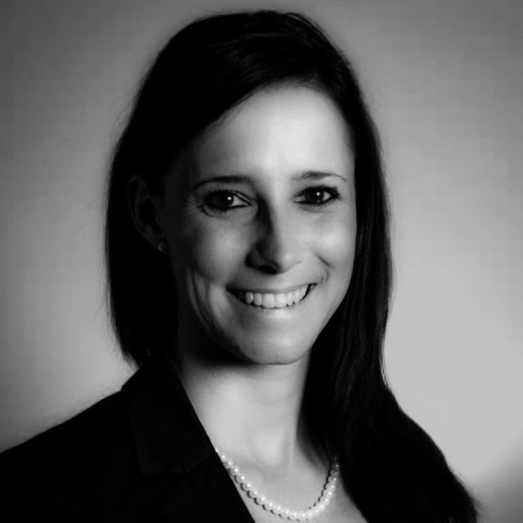 Sabrina Käckenmeister - Filialleiterin Deutsche Bank Stade - Deutsche ...