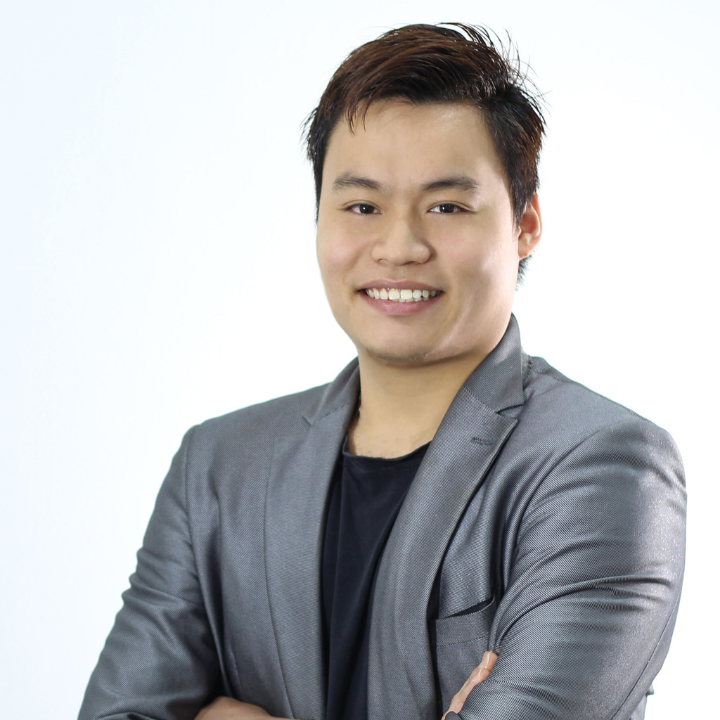 Carlson Khoo - designer and marketer - Flintel | XING
