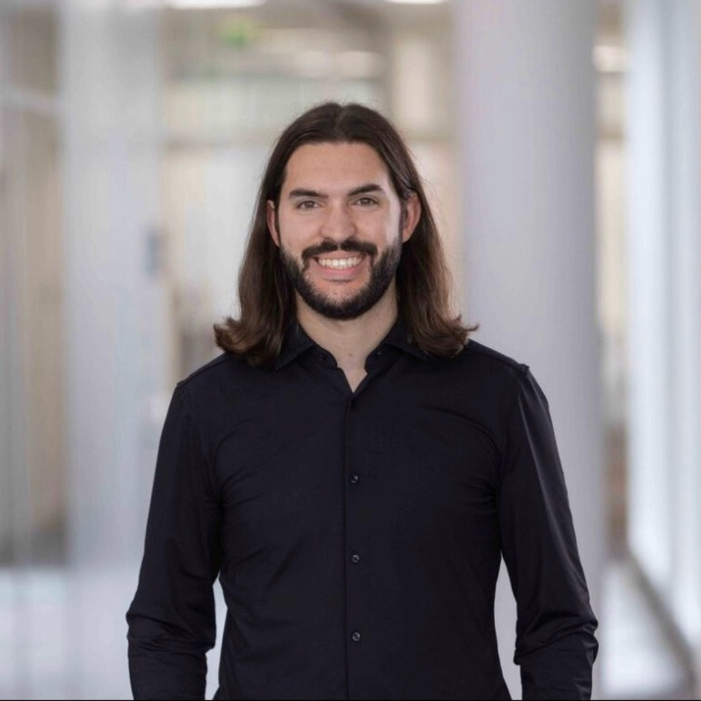 Joshua Schmidt - Product Owner & Experience Designer Inflight Products ...