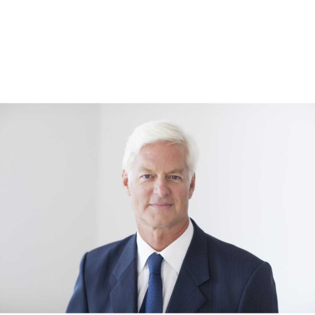 Benjamin Wall - Freiberuflicher Berater und Dozent - Dimensions | XING