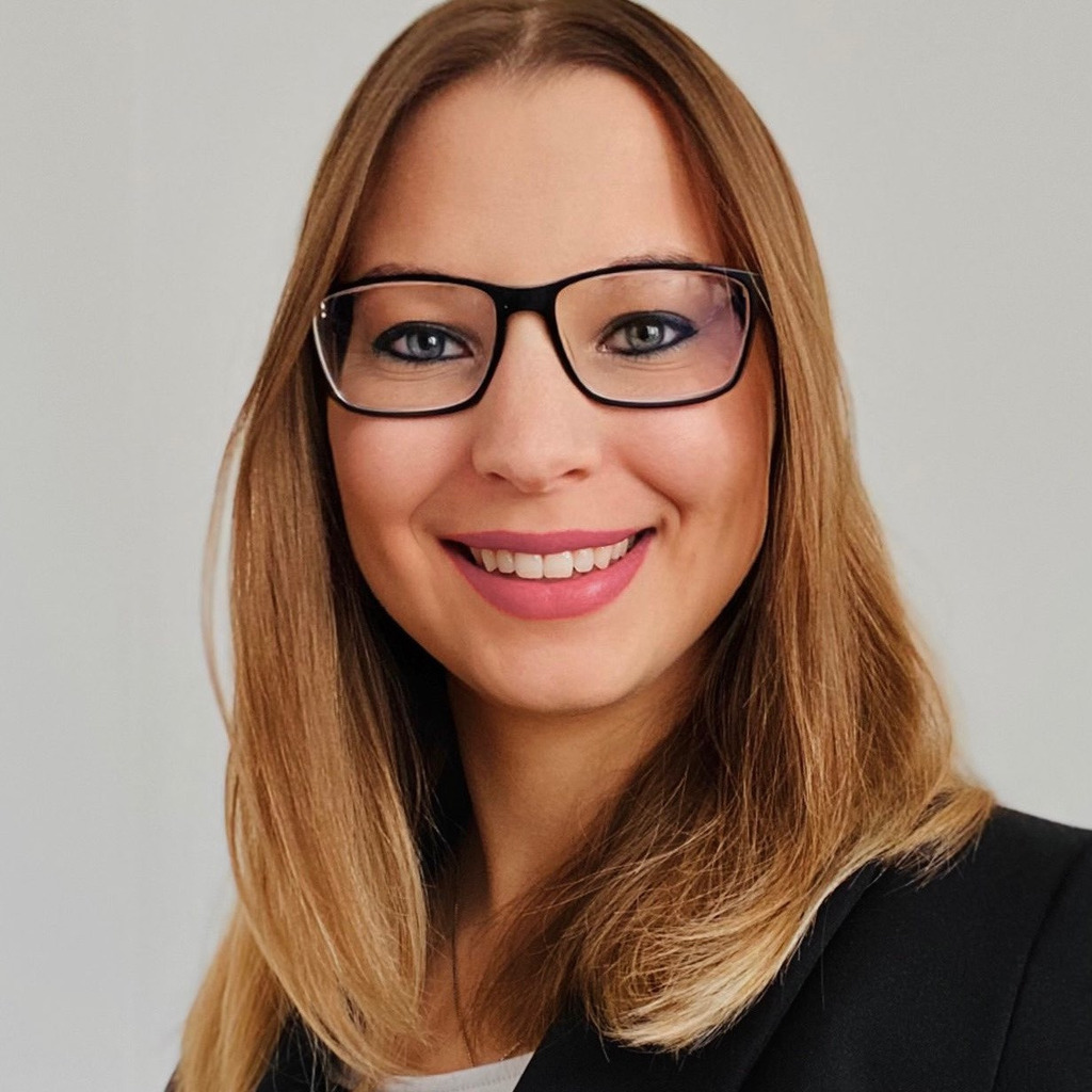 Sarah Koenig - Digital Marketing Manager - Weiss Immobilien GmbH ...