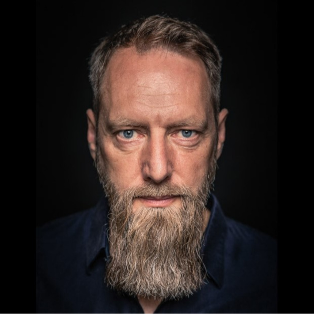 Malte Clavin - Speaker, Adventurer, Mentor, Journalist, Editor-in-Chief ...