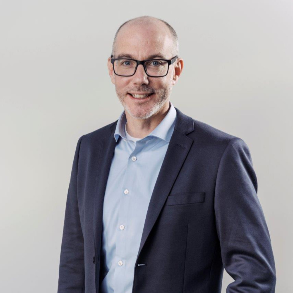 Roland Lackner - Senior Consultant SAP Ariba - CNT Management ...