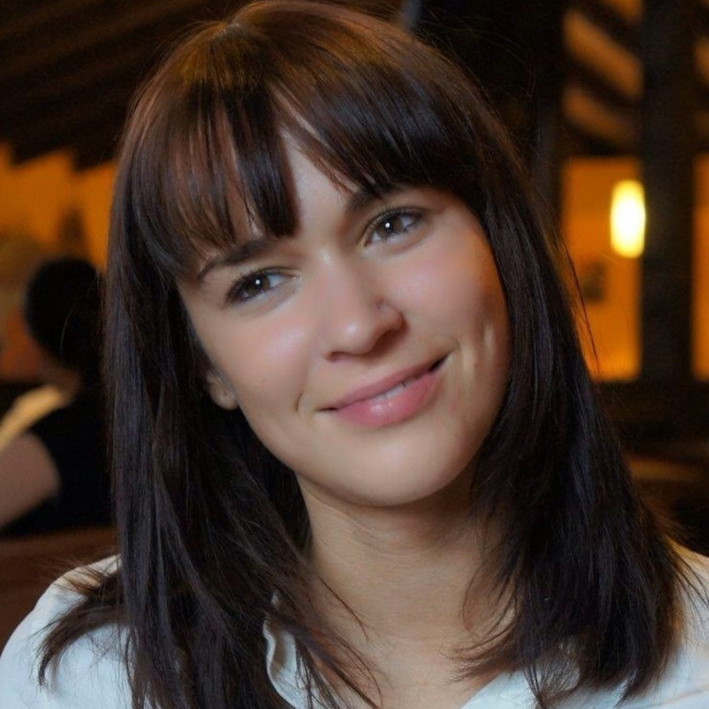 Lydia Conrad's Instagram, Twitter & Facebook on IDCrawl