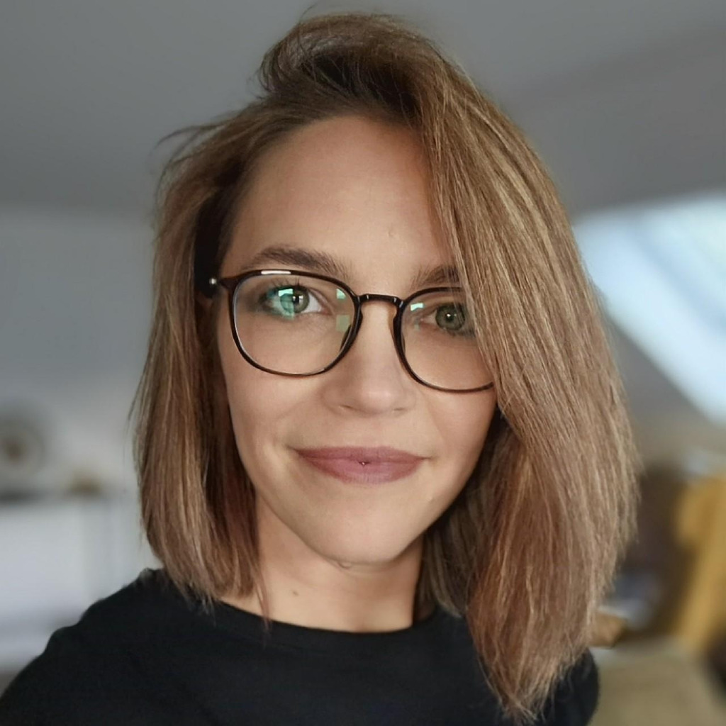 Ada Marino - Kauffrau im Einzelhandel - C&A Mode GmbH & Co. KG | XING