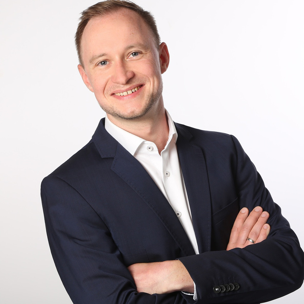 Julian Grenz - Strategy Manager Sustainability - BENTELER Business ...