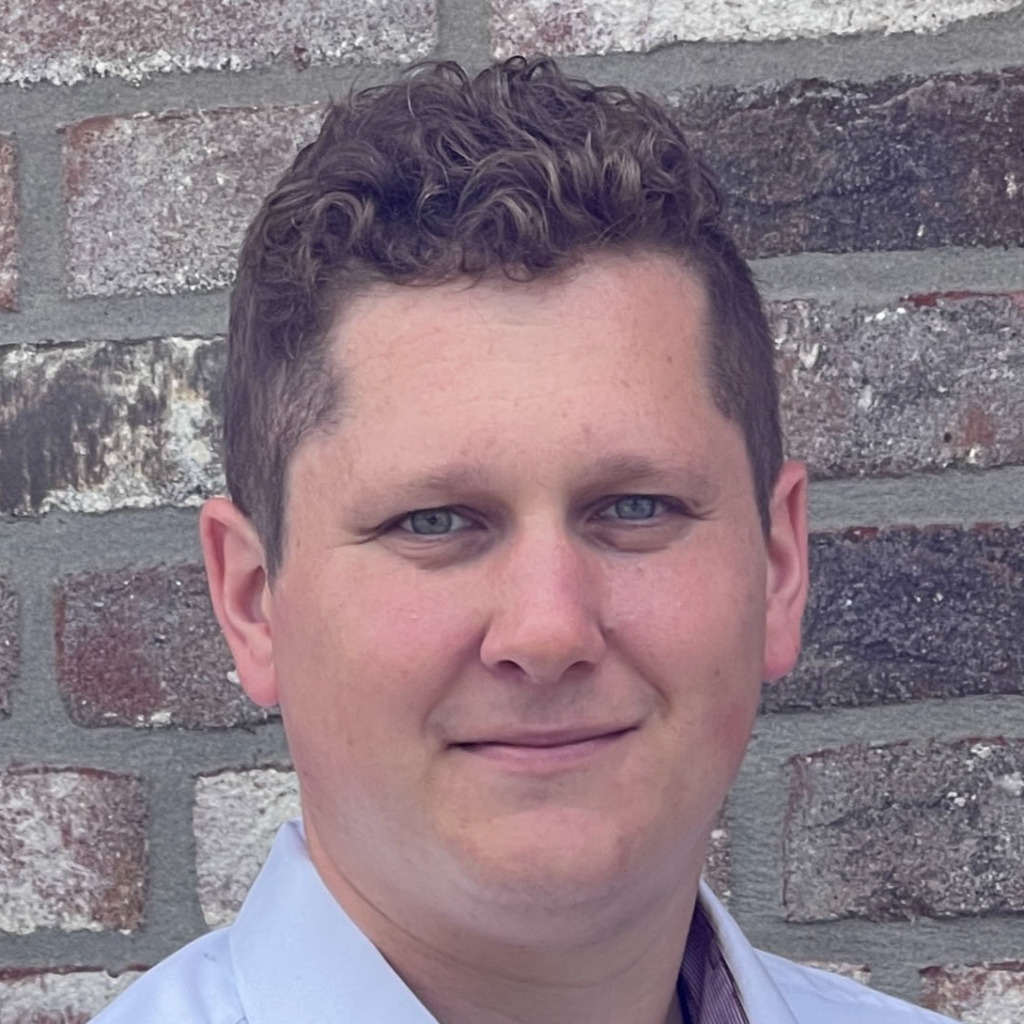 Christopher Yates - IT System Engineer - Michael Wessel ...