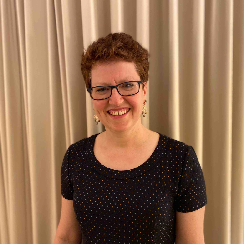 Iris Babel - Sachbearbeiter Personal und Liegenschaften - Katholisches ...