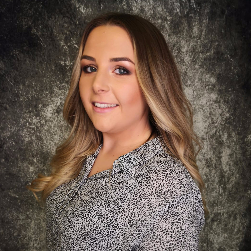 Sarah Burkhard - Projektleitung / Kundenbetreuung / Workshop-Leitung ...