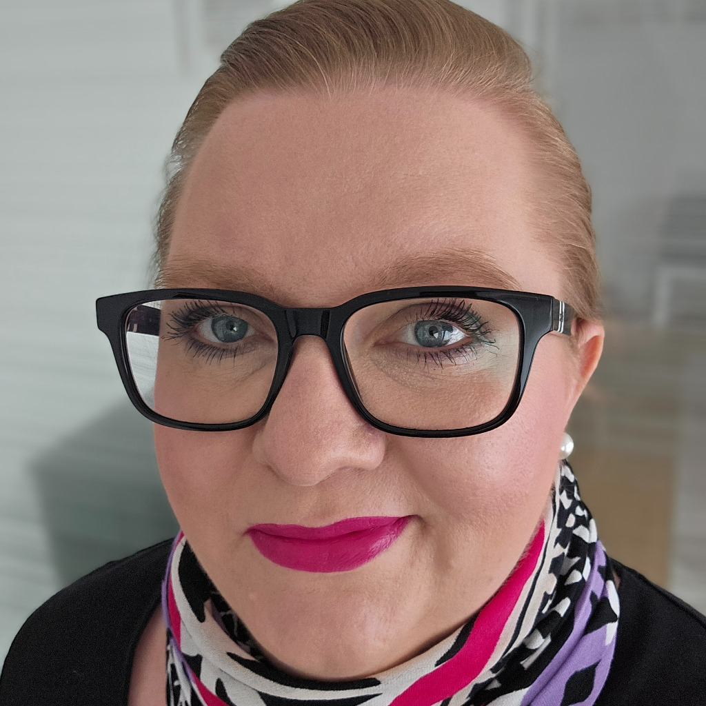 Laura Lenk - Praxismanagerin - AMILU Health GmbH | XING