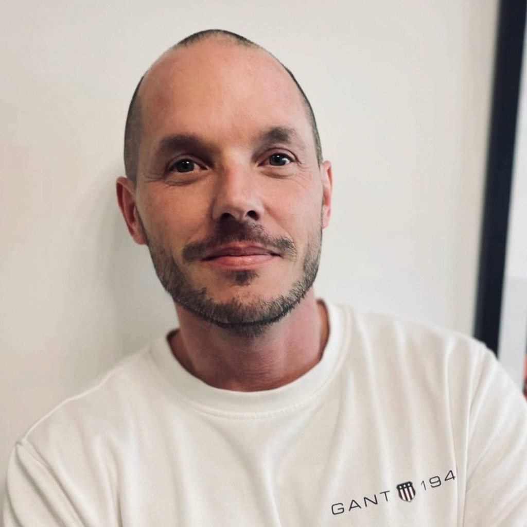 Stefan Eckhardt - Expansionsmanager - FitX | XING