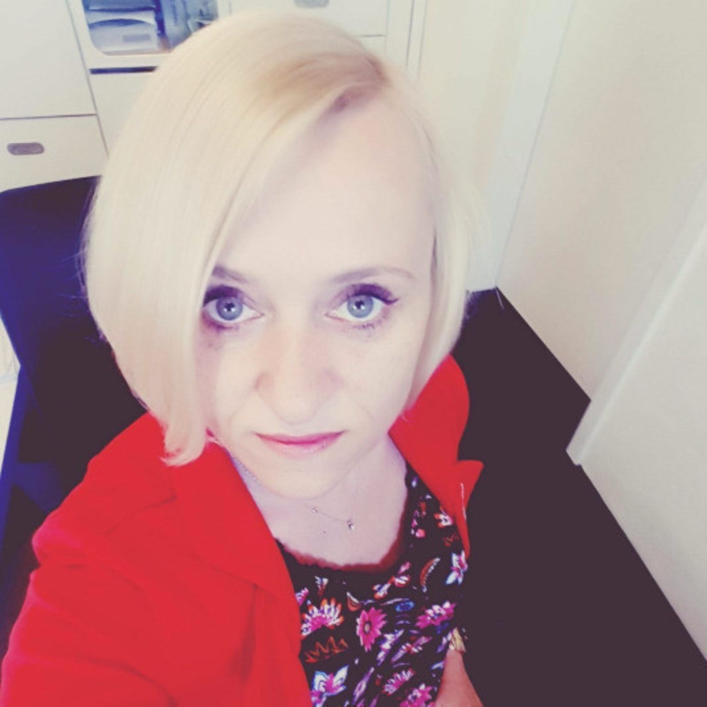 Eileen Dide - Sachbearbeiterin - freenet Shop GmbH | XING