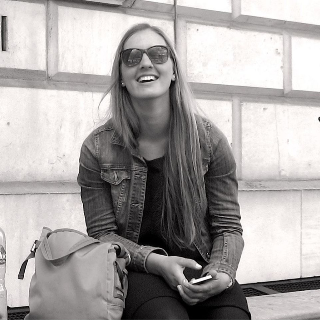 Alexandra Fritz - Office - recom GmbH & Co. KG | XING