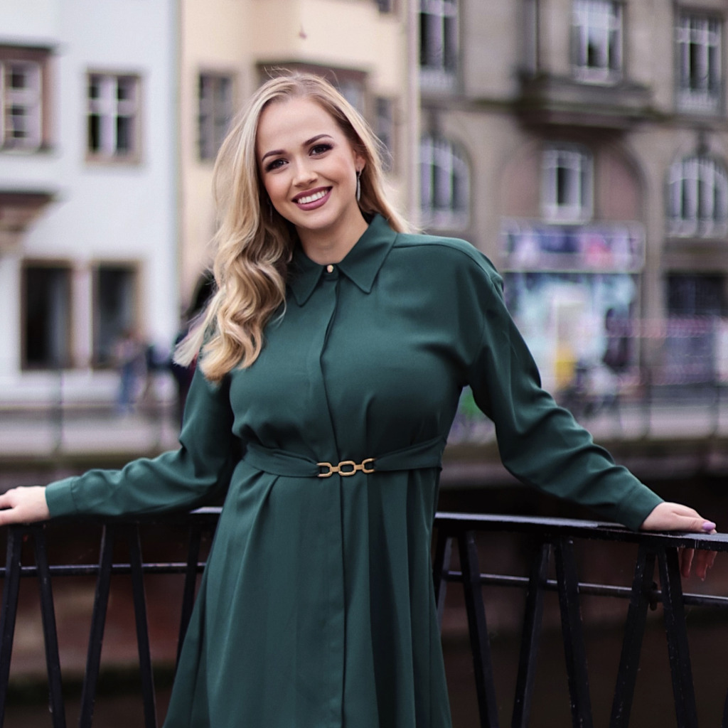 Regina Wolf - CEO - CASA Invest GmbH | XING