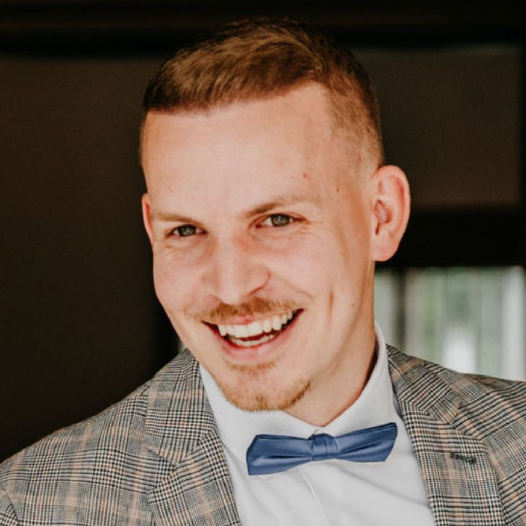 Lucas Geng - Versicherungsfachmann - Allianz Beratungs- und Vertriebs ...