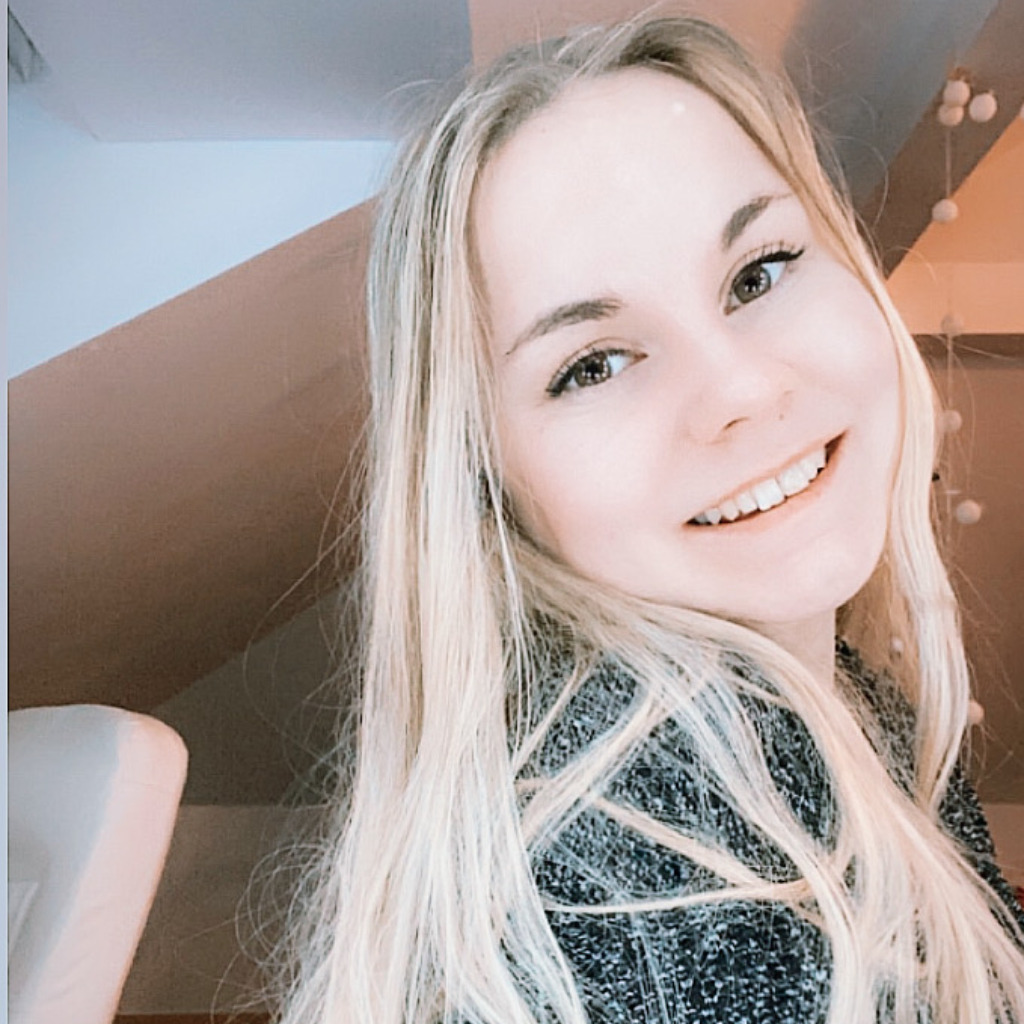 Sieglinde Arnold - Direktions-Assistentin - Finanzkanzlei Danny Henke ...