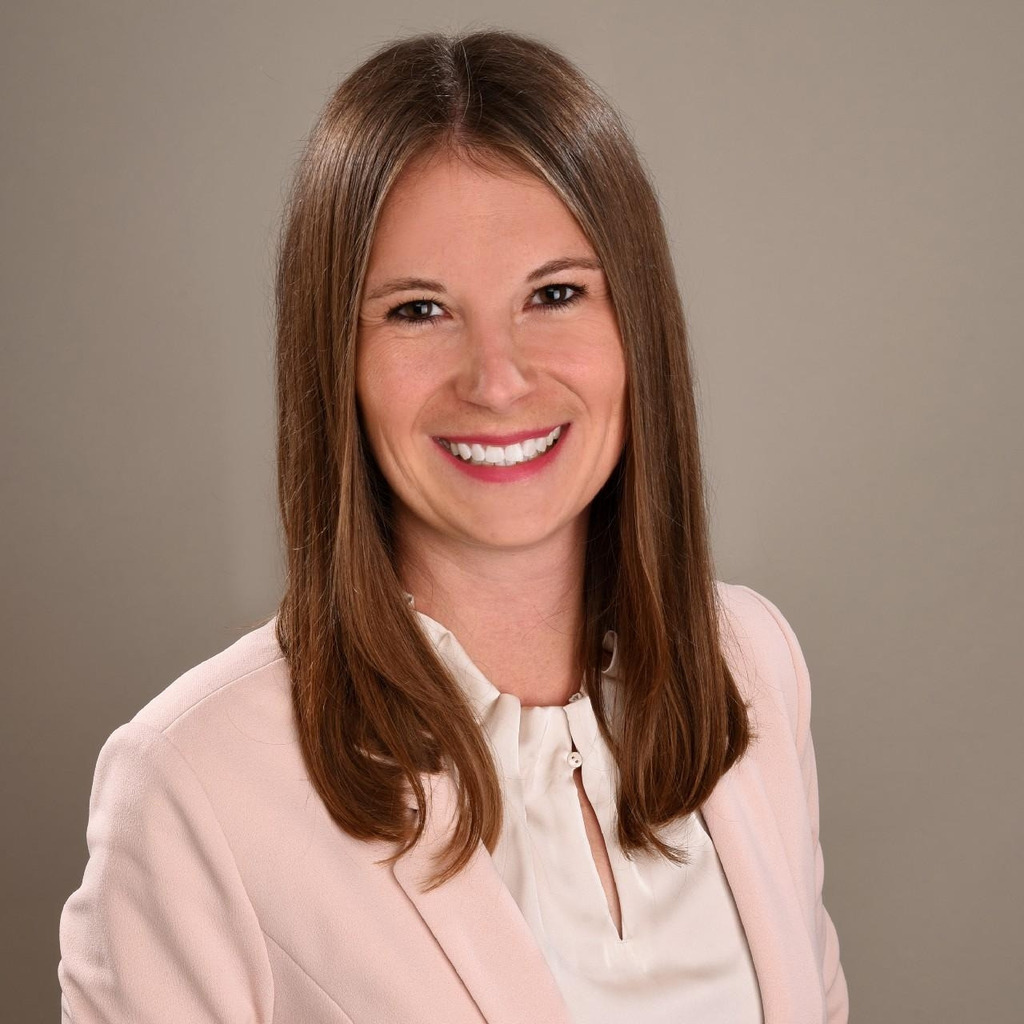 Ann-Christin Karcher - Vertrieb - Maklerbüro Arnold Ernst GmbH | XING