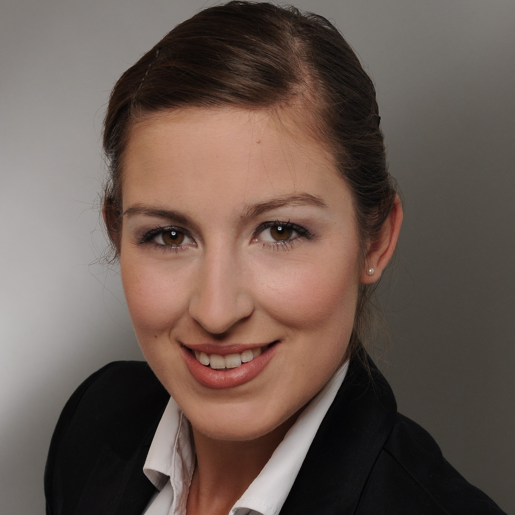 Carina Ganka - PR-Referentin - ARTDECO cosmetic GmbH | XING