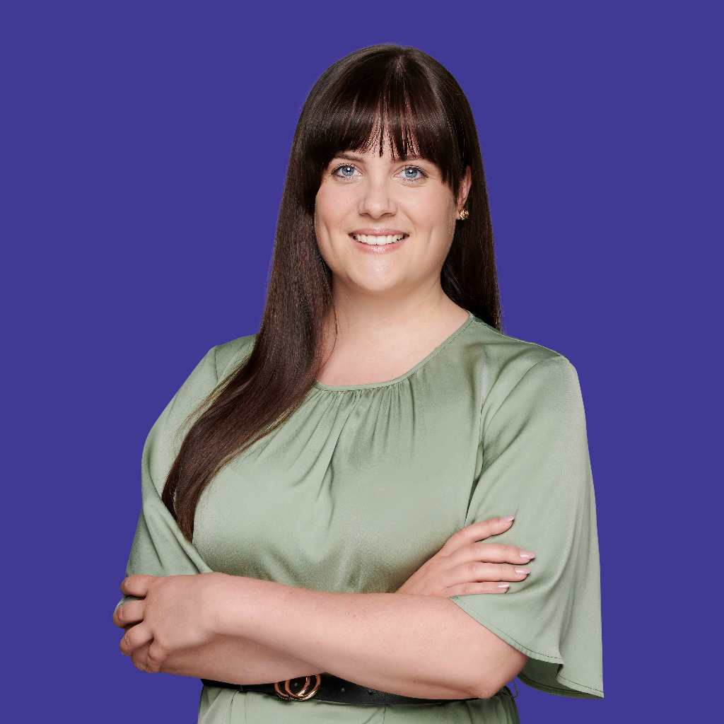 Laura Knoblauch's Instagram, Twitter & Facebook on IDCrawl