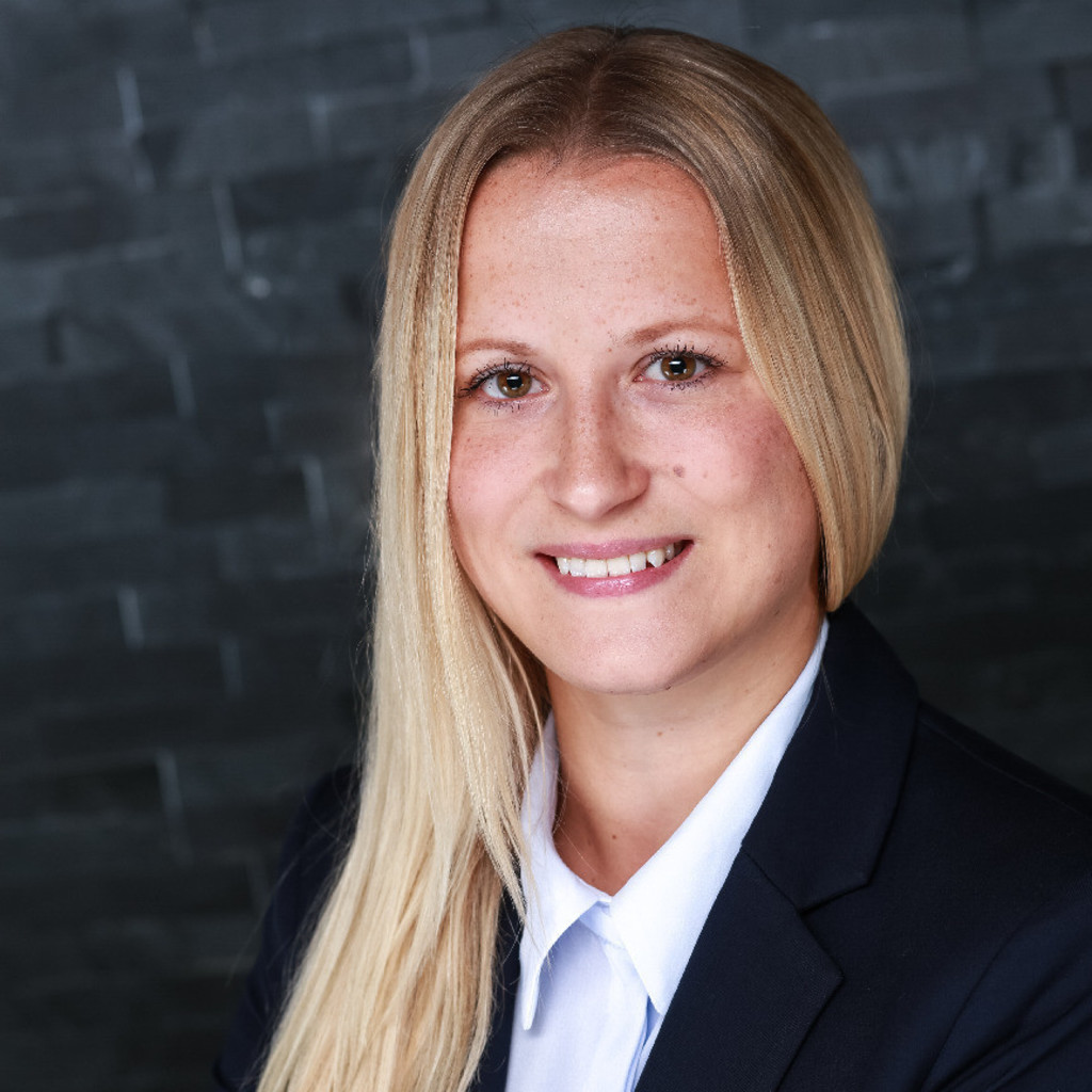 Sandra Dorner - Gebiets-/ Geschäftsfeldleiterin Direkt- und ...