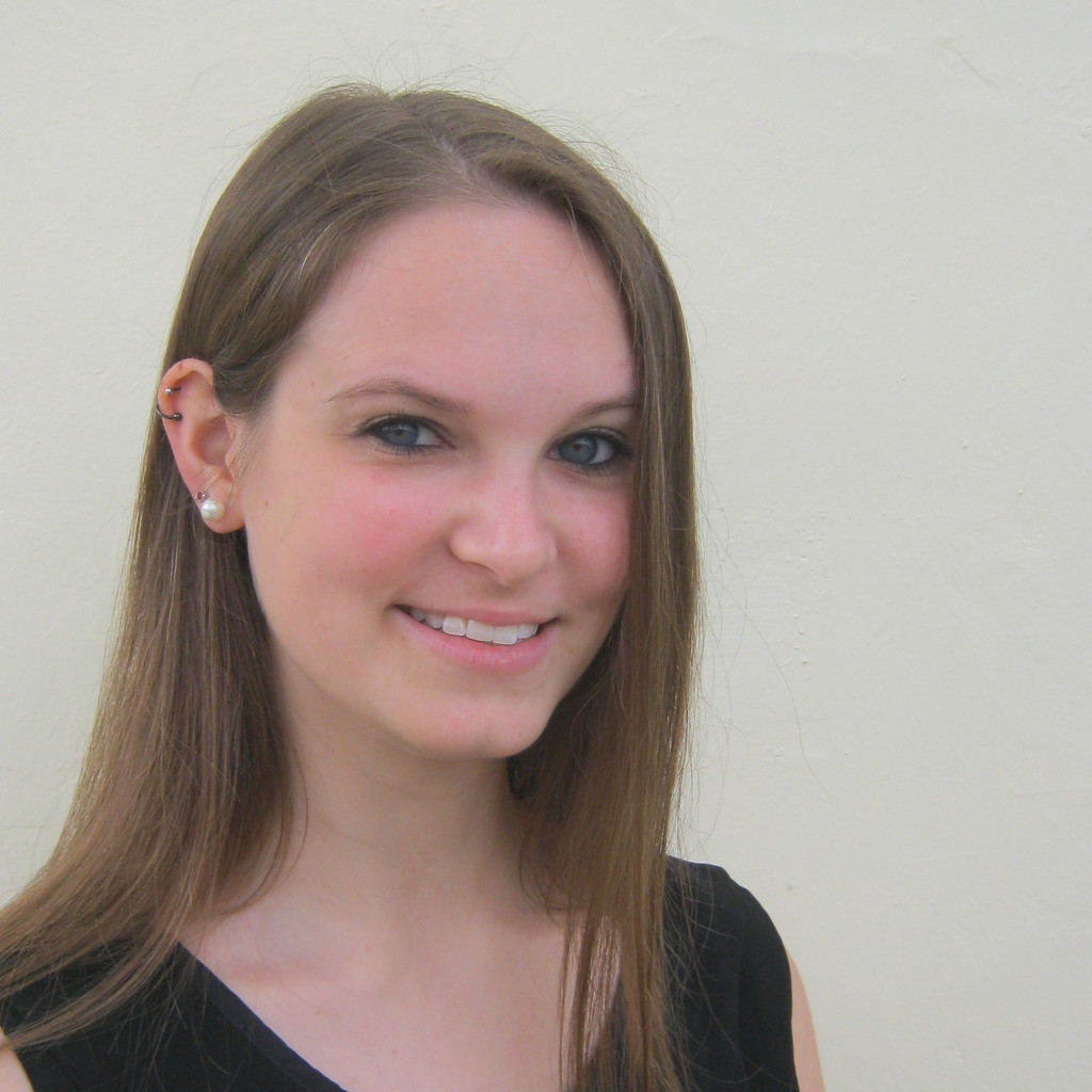 Sarah Sattler - Übersetzen, Ungarisch und Italienisch - Karl-Franzens ...