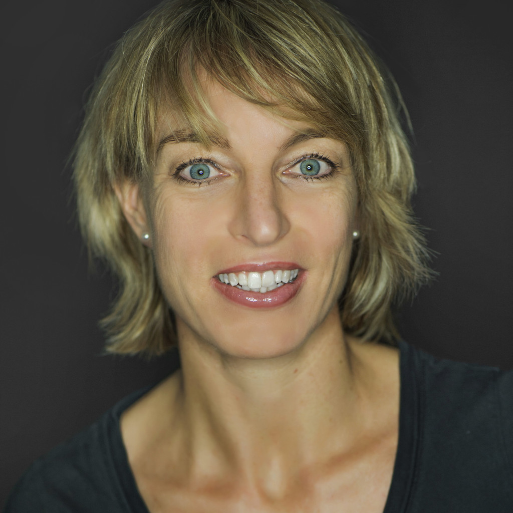 Andrea Fritsche - Group Controllerin - Belimo Automation AG | XING