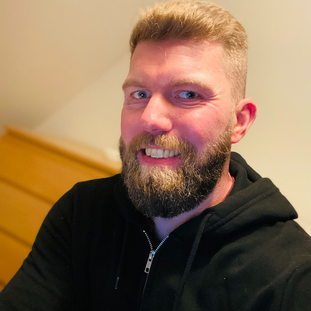 Daniel Schmidtke - Studioleitung im Fitness - Universum Fit Gym GmbH | XING