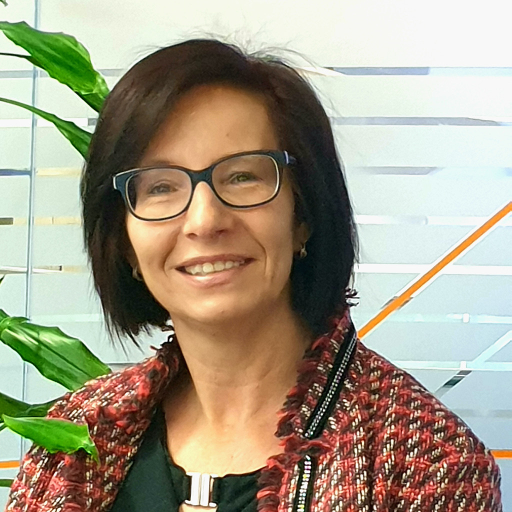 Andrea Fuchs - Assistent des Vorstands - Raiffeisenbank Gilching eG | XING