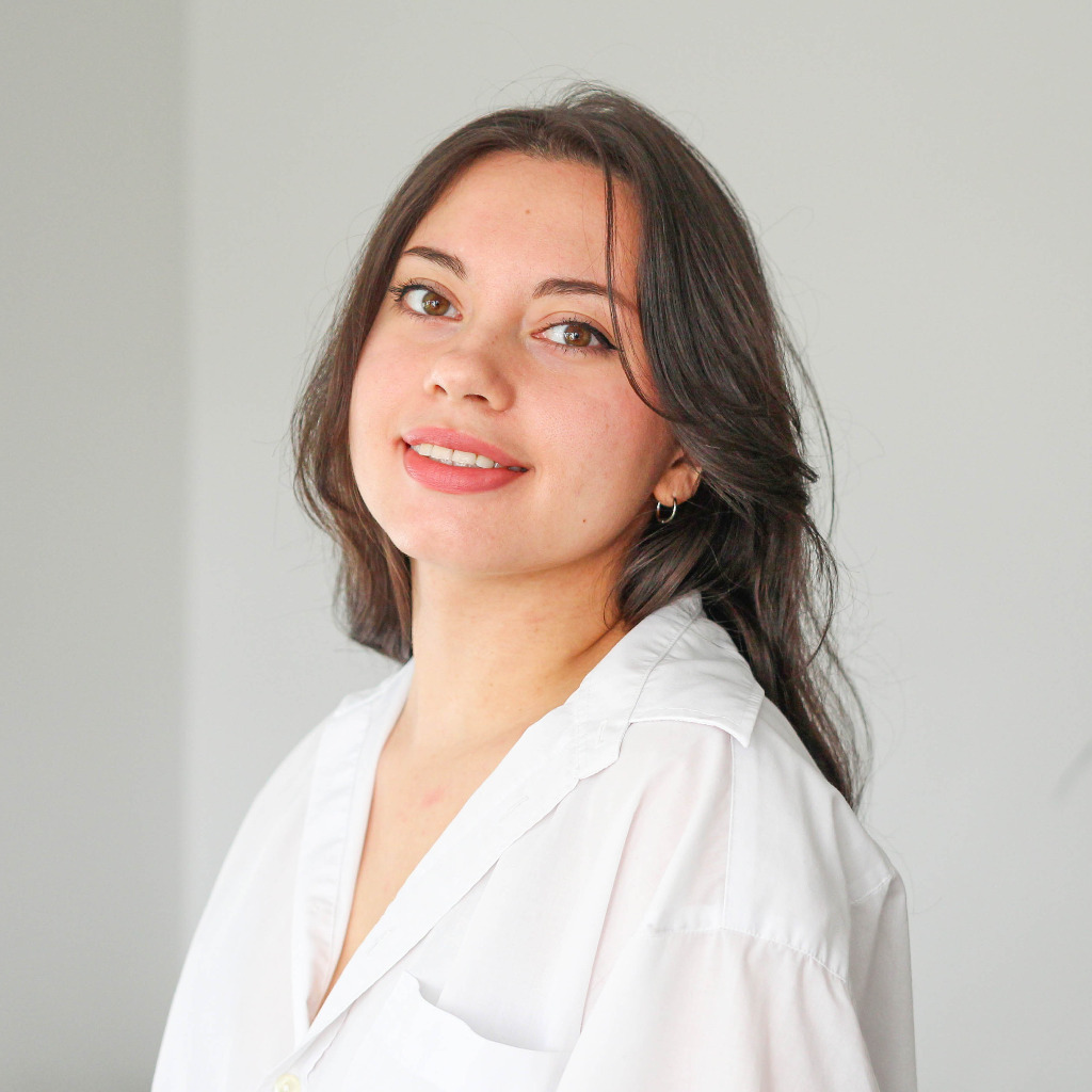 Jenny Schick - Junior Art Director - Netzbewegung GmbH | XING