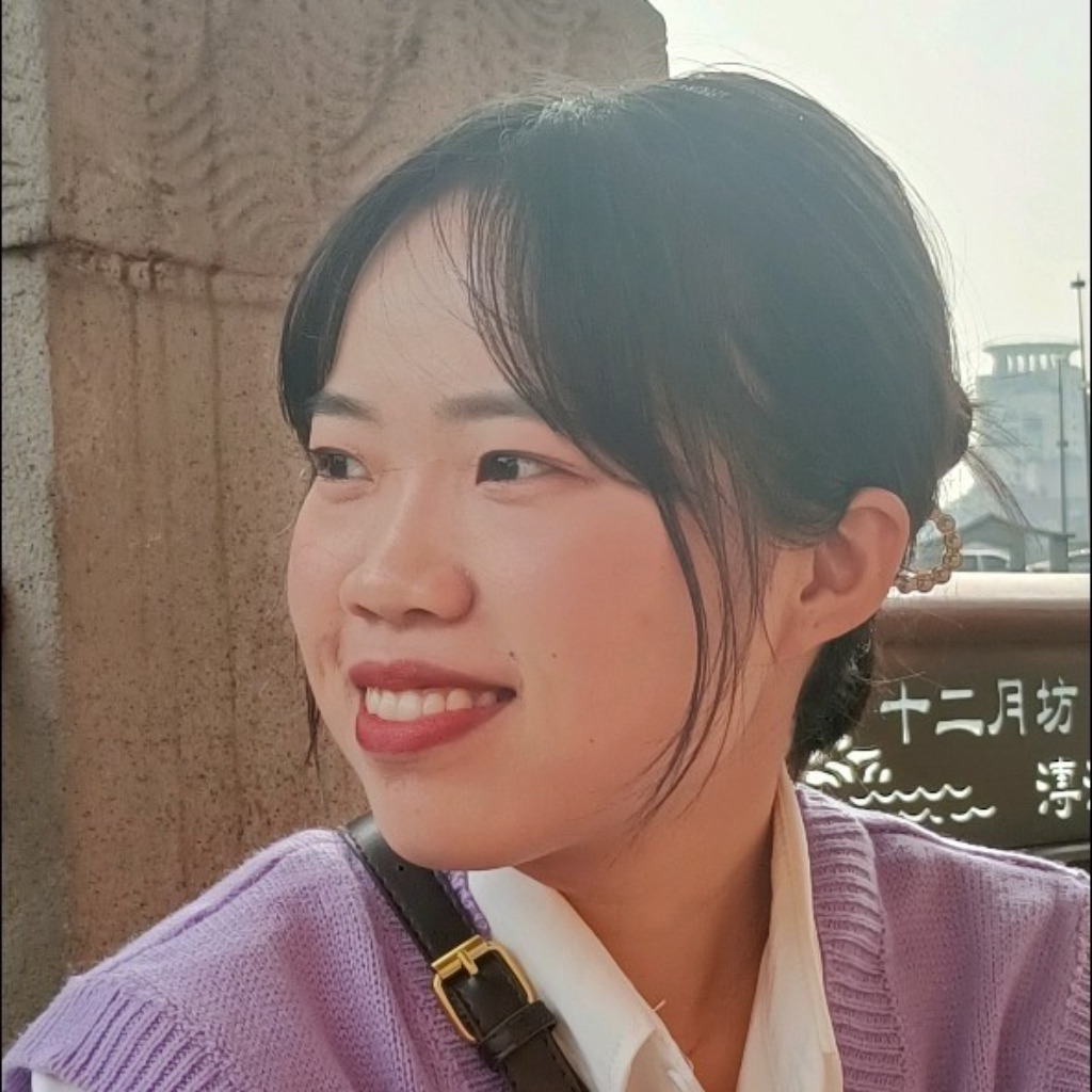 Leah Lee's Instagram, Twitter & Facebook on IDCrawl