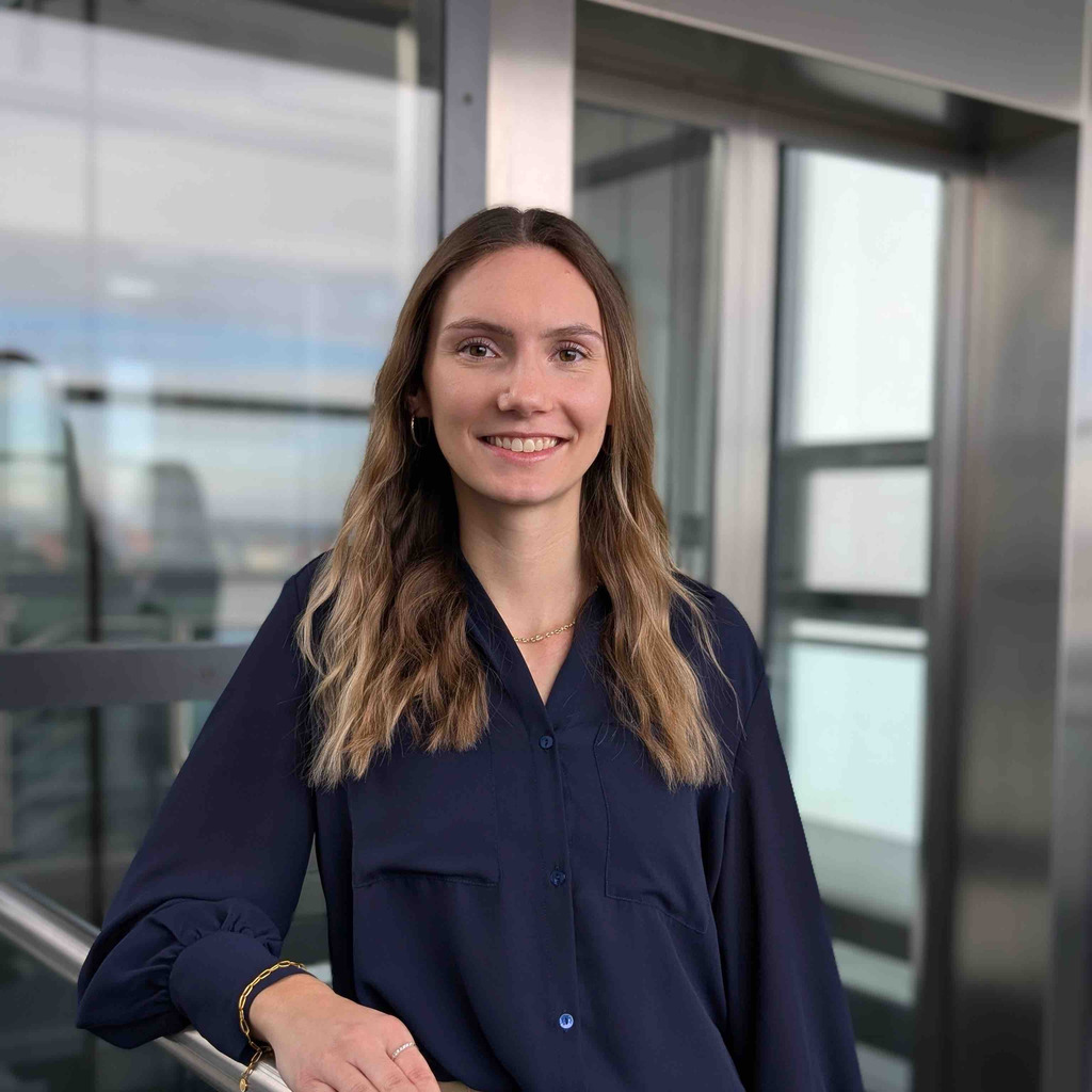 Julia Königsberger - Junior HR Business Partner - Ehrmann GmbH | XING