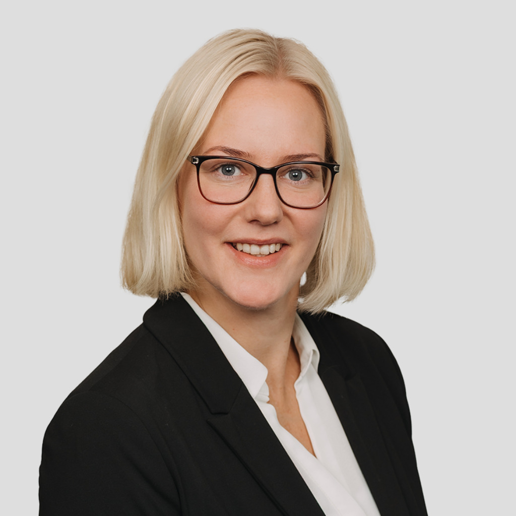 Angelika Brunner - Professional Lead Finance & Controlling | SAP Senior ...