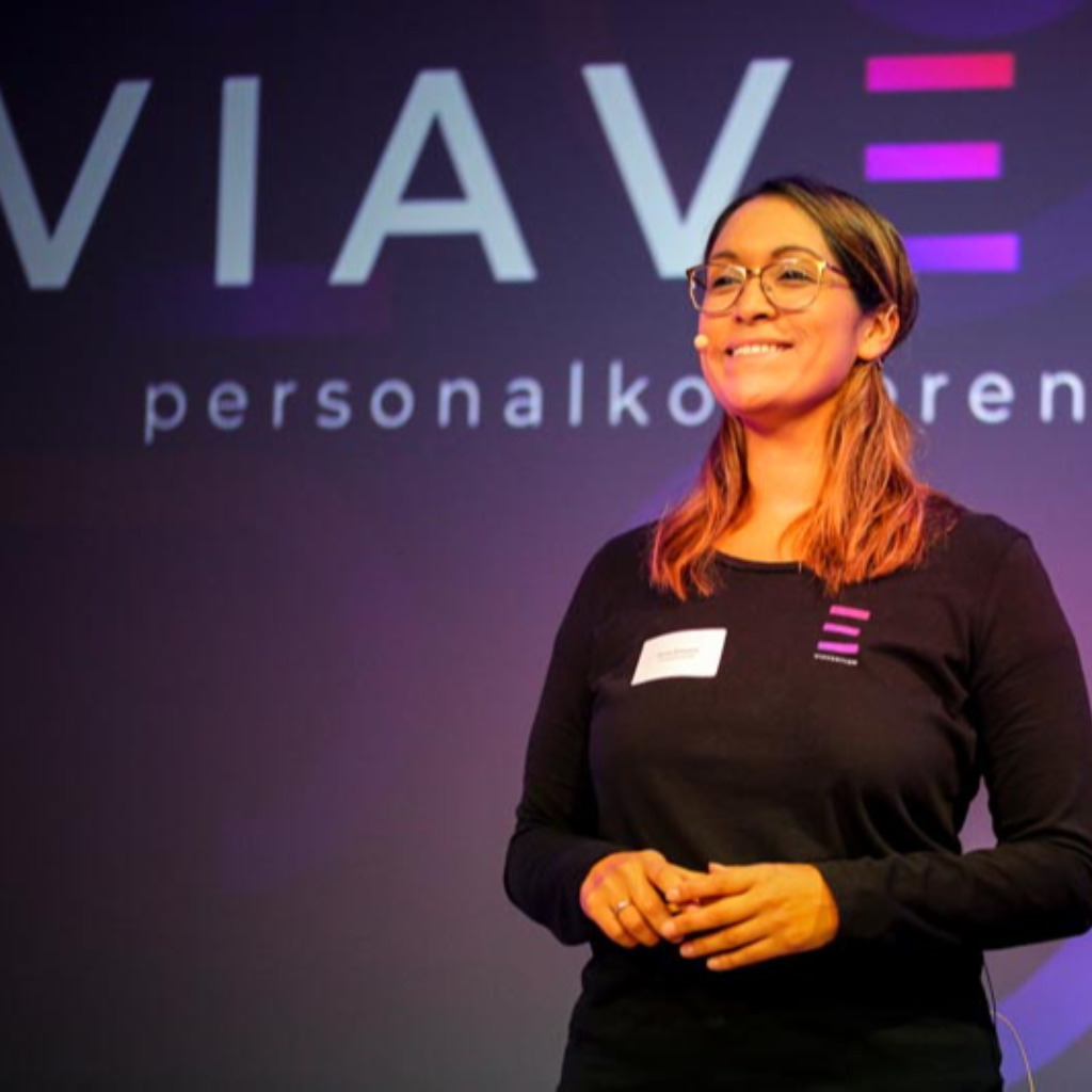 Anne Zimmert - Team Lead Product - VIASONA | XING