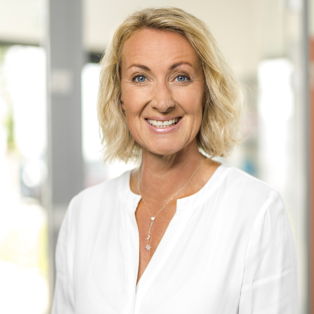 Nicole Pöhler - Key Account Managerin - S & P Werbeartikel GmbH | XING