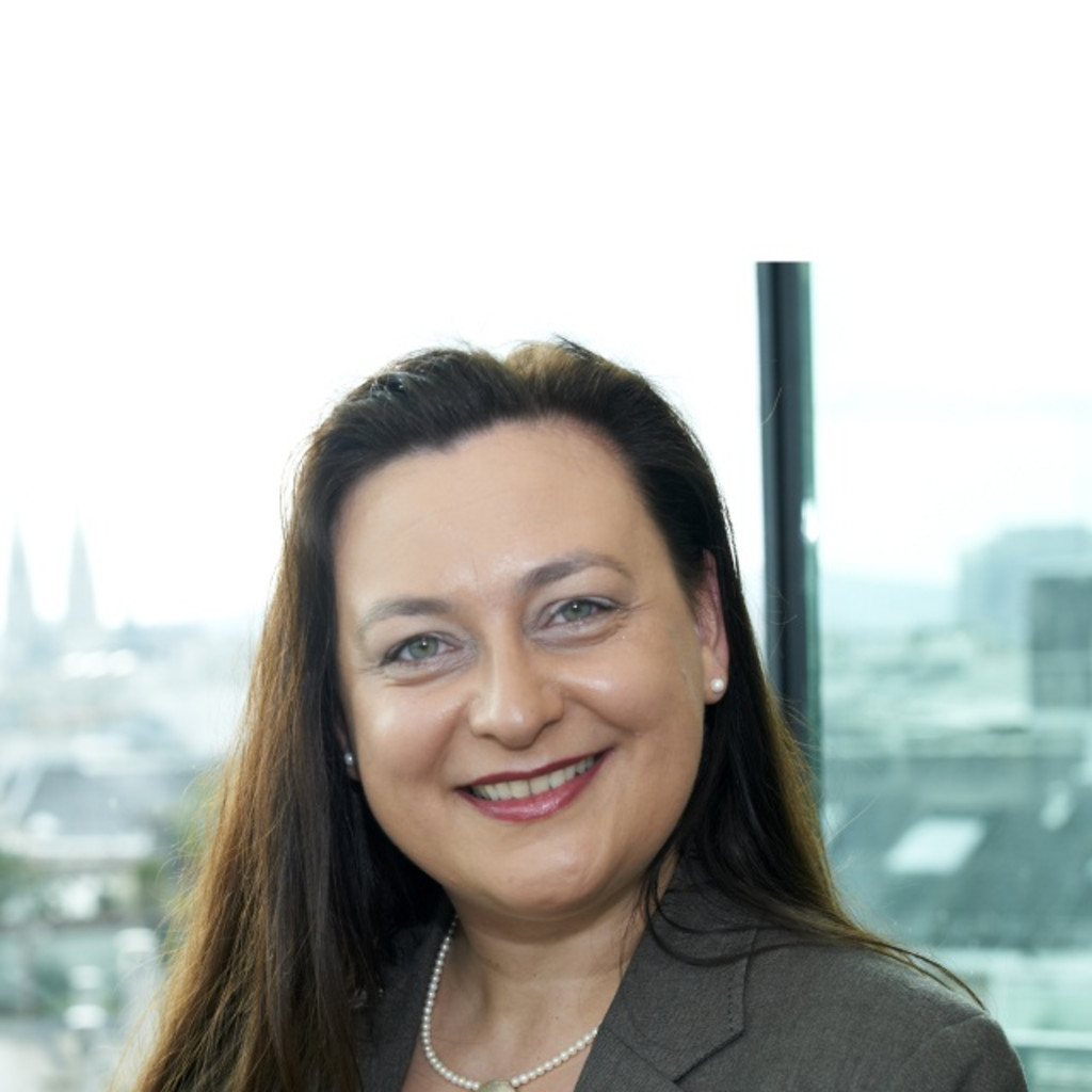 Christina Wallner - Projektassistentin - LIB - Landesimmobilien ...