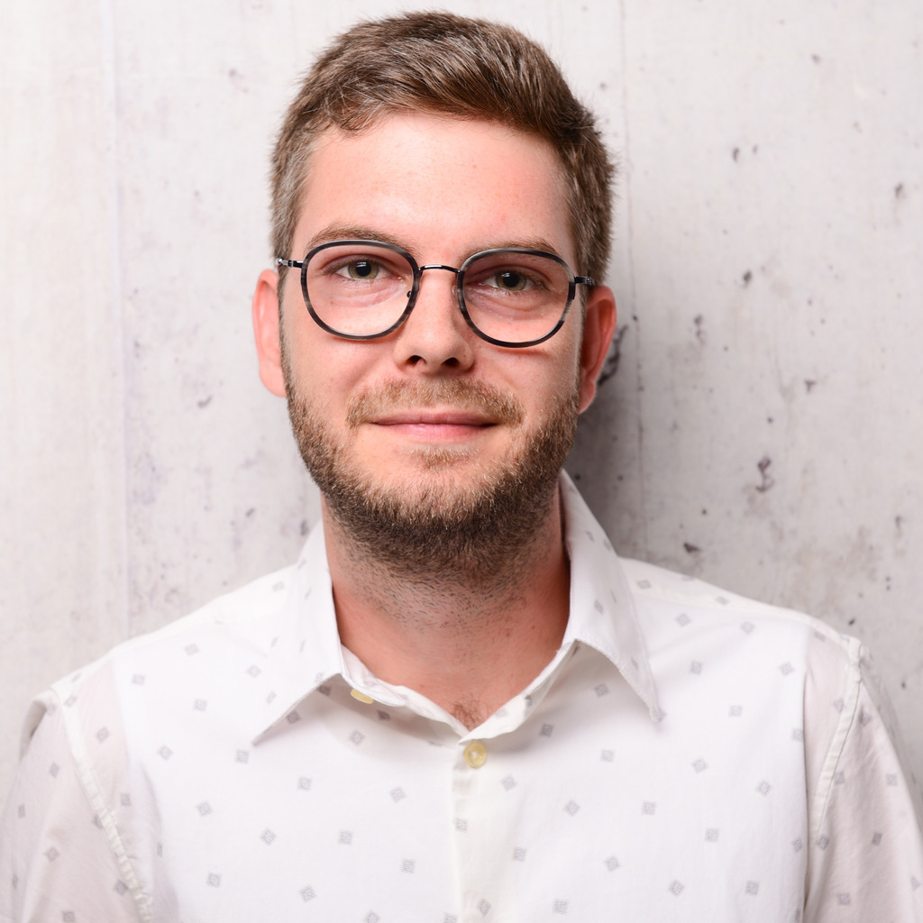 Tom Müller - Trainer - regiocom SE | XING