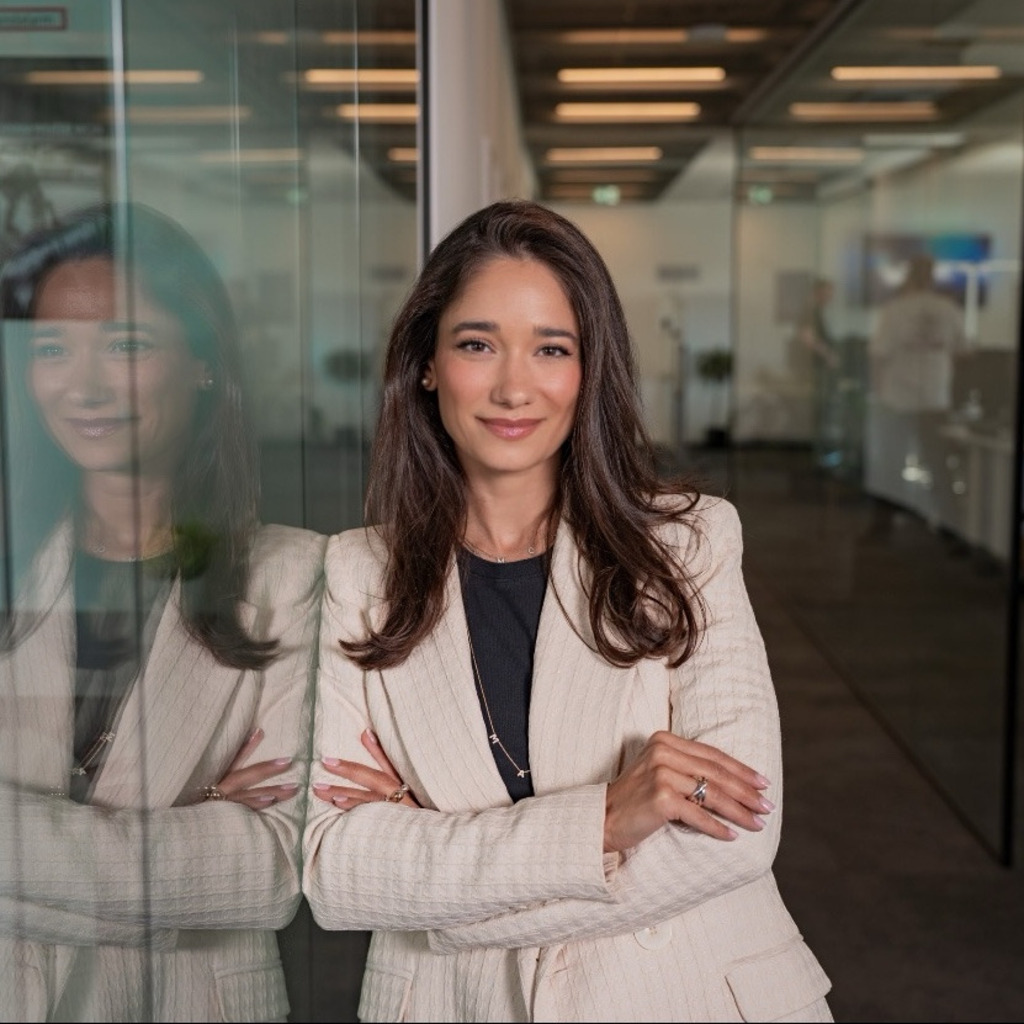 Rosa Schlichting - Premium Partner Specialist - ONE HIRING | XING