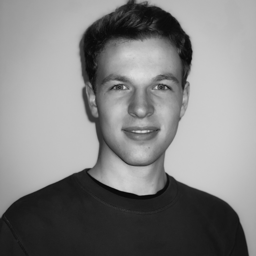 Max Brenner - Working Student - Tesla | XING